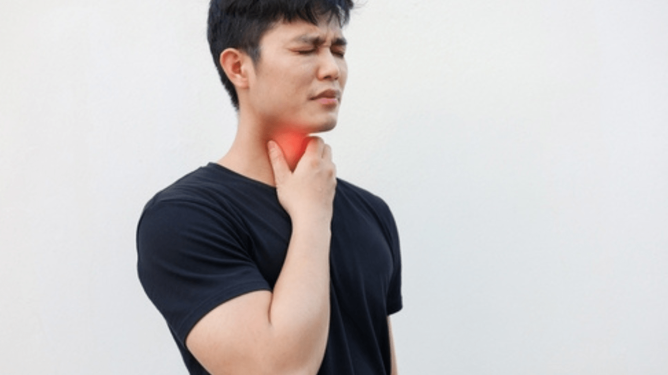 Laryngitis vs. Pharyngitis: How to Spot the Difference and Find Relief